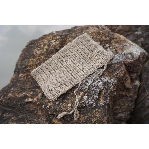 石鹸入れ　ソープホルダー●ネパールの村で作られているイラクサ(ネトル)製品イラクサの収穫から製品にするまで、長い期間をかけて全て手作業で完成させます。●石鹸入れ石鹸を入れて入浴の際にお使い頂けます。自然素材のものなので、お肌にも優しいです。...