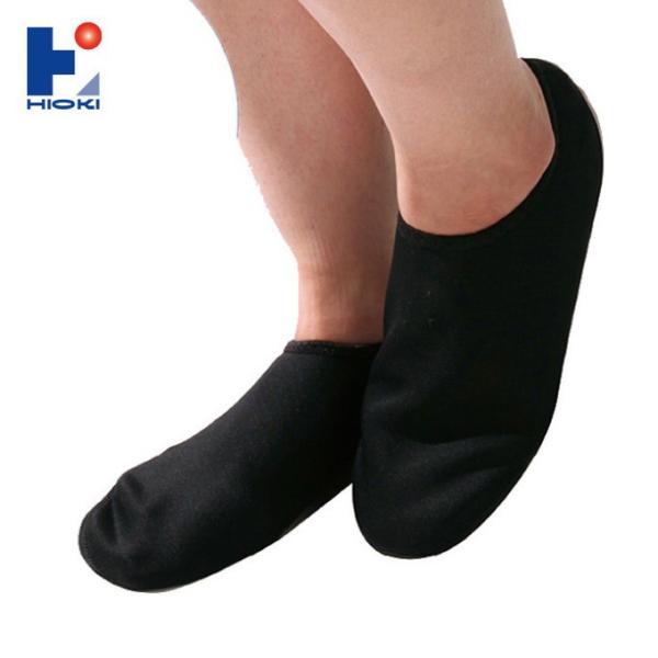 暑い夏！アウトドアレジャーの決定版！海で使える！プールで使える！アウトドアにも使える！■カラー：ブラック■サイズ：S ( 19〜22cm )■素材：ポリエステル95%、ポリウレタン5%■特長：・柔らか素材でピッタリフィット・ソフトタイプの底...