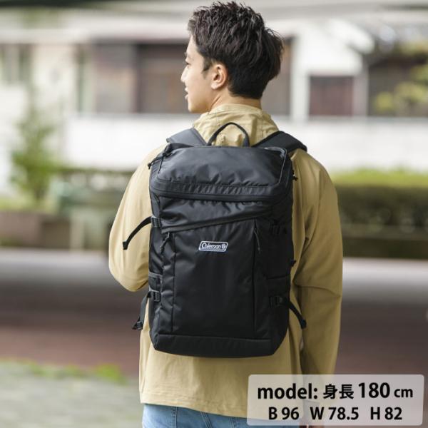 大きく開くトップローディングのシングルコンパートメントタイプ。 軽量なナイロンを使い学生や多くのものを持ち運ぶユーザーにお勧め。■カラー：BK ( ブラック )■容量：約30L■サイズ：約30(W)×50(H)×20(D)cm■重量：約72...