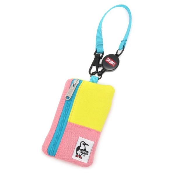 伸びるリールが便利なパスケース(定期入れ)柔らかなスウェットをメインに、負荷が多くかかる箇所にはナイロンを合わせた人気のシリーズ。スウェットの表面に撥水、撥油、防汚性能を持った「Asahi Guard E-SERIES」加工剤を採用し、水や...