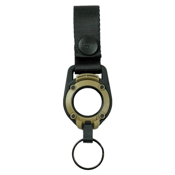 ■カラー：コヨーテ■サイズ：本体台座+キーリング/約H85×W38×D15(mm)キーリング/約H90×W35×D7(mm)ウェビングループ：約55mmパッケージ/約H135×W65×D20MM■吊り下げ物の推奨重量：600g以下■素材：ポ...