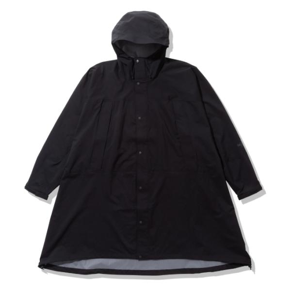 防水透湿性に優れた2.5層構造のハイベントを使用した袖付きの防水ポンチョが、日常生活に使いやすくアップデート。背面に配置したベンチレーションと、胸ポケットの袋布にメッシュを使用することで、蒸し暑い時期でも衣服内のムレを効率的に放出します。細...