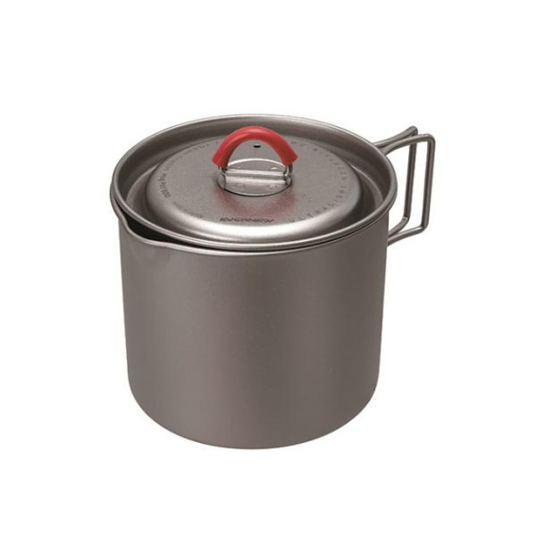 アルファ米などの袋飯に使いやすい注ぎ口が特徴のポット水の量を半分以下にすれば、コーヒーの本格ドリップにも使えるほど繊細な”注ぎ”が出来ます。ソロ用で少しでも軽くコンパクトに色々使えるクッカーとして非常に人気のある商品■サイズ：径97×深さ8...