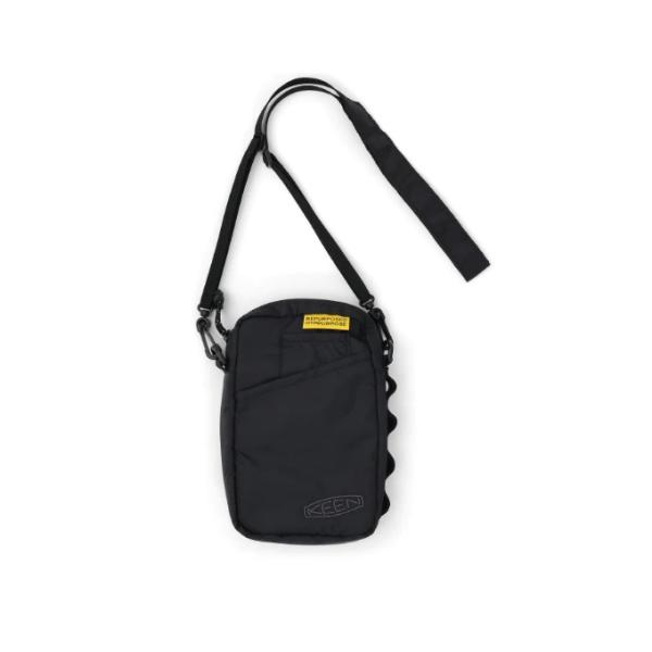 『REPURPOSED FOR PURPOSE』 工場に残る廃材を有効活用しアップサイクルしたHARVEST COLLECTION■カラー：BK/BK ( Black/Black )■サイズ：W12×H19×D4cm※製品によって仕上りサイ...