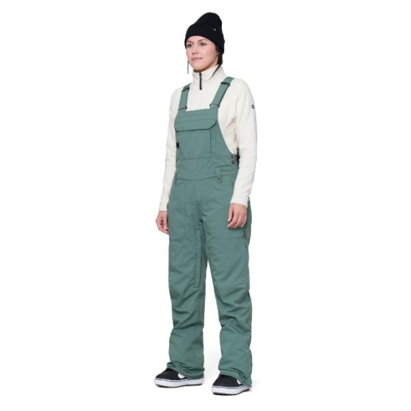 単色でジャケットにも合わせやすいカラーラインナップとアウターシェルのジャガード生地がラグジュアリーさを演出する人気のビブパンツです。ビブだけでもオシャレにスタイリング出来て存在感があり、パウダーの日には雪がビブの内側に侵入しにくいので快適で...