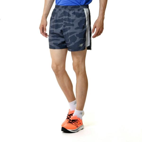 軽量で伸縮性に優れたメカニカルストレッチを採用したインナーブリーフ付きのAccelerate5インチショーツ。足さばきよく快適に走れるようにスリットの幅を広げ、サイド部をメッシュ素材で切替えています。ウエストの内側にキーポケット、左裾部にリ...