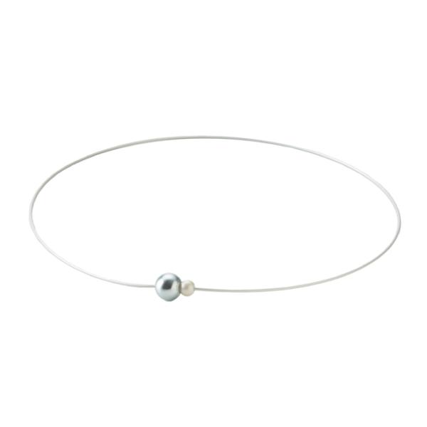 洗練された輝きでスポーツシーンに彩りを■カラー：BL/パール■サイズ：40cm検索ワード：健康グッズ ネックレス 疲労回復