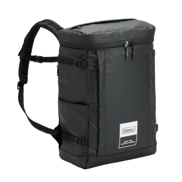 ■カラー：MBK( マットブラック )■サイズ：約30(W)×48(H)×17（D）cm■容量：約30L■素材：ポリエステル■特徴：・背負いやすいショルダーストラップ＆背面メッシュパネル・防水素材の表地・メインコンパートメントは撥水ファスナ...