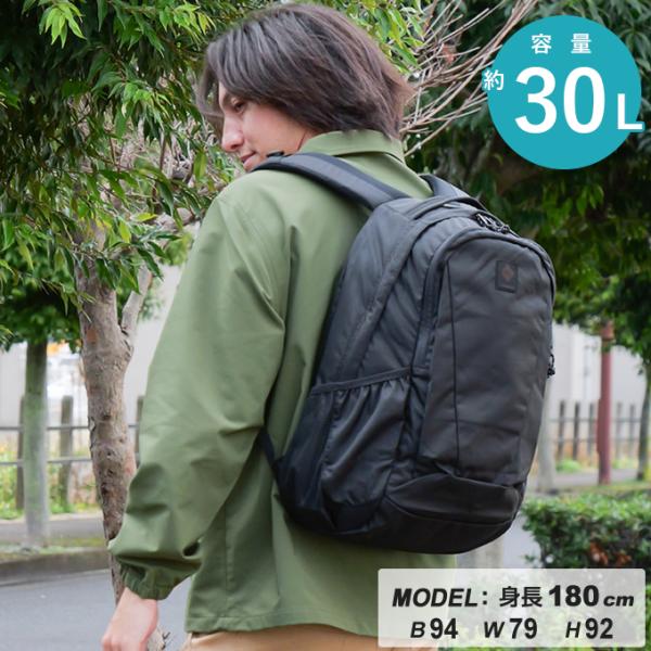 ■カラー：BK/010( Black )■サイズ：高さ/幅/奥行(目安)47cm×34cm×16cm■容量：30L■素材：Shell 1/ 420D HD OX(ナイロン 100%)Shell 2/ 420D Nail Head(ナイロン1...