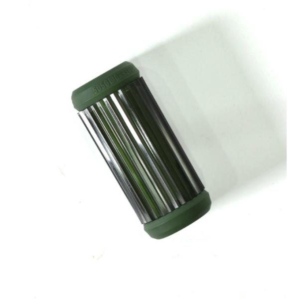 MINIMALight専用のグローブです。スリーブ形状で上から被せるだけなので、セットも簡単！スリットの形状により、光を和らげてくれます。JADEはグリーン系の優しい光でMINIMALightのOLIVEの相性もピッタリです。■カラー：ジェ...