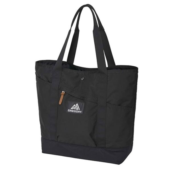 大容量かつポケットが豊富なトートバッグです。収納力が抜群なのでタウンでの日常使いからアクティビティーを行う際の道具の収納・運搬など、あらゆるシーンで活躍してくれる頼もしいバッグです。■特徴：・手提げも肩から掛けることもできる持ち手付き・スナ...