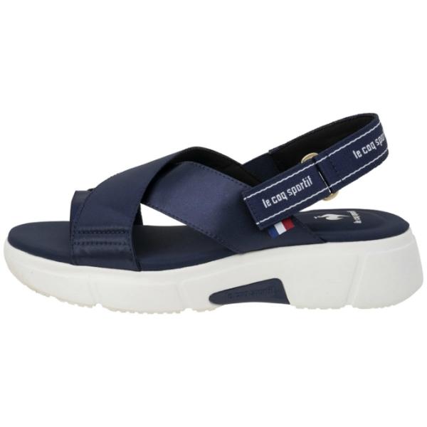 “ふわ軽”スニーカーサンダルのクロスベルトタイプ。ソールは程よく厚みがあり、緩やかにヒールアップしたデザインで、スポーティになりすぎず、どんなコーディネートにもマッチします。また、大胆なスリットを入れるとともに、中足部をTPUシャンク構造に...