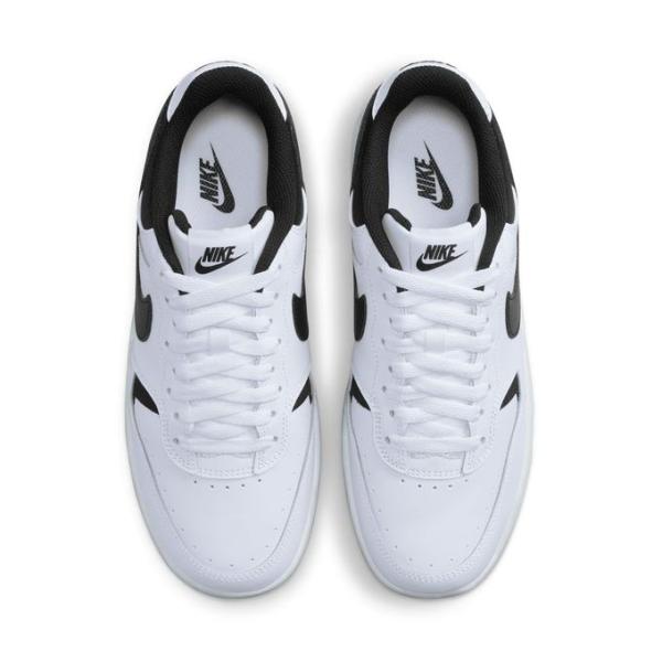 さまざまなレイヤーを重ねてスタイルと快適さを追求した、魅力満載の一足。 ガンマ フォースは、スエードに天然皮革と合成皮革を組み合わせて、定番のAF1シルエットを一新しました。 アウトソールのNike Grindのアクセントとヒールの光沢のあ...