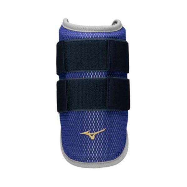 プロが認めたフィット感。ミズノプロアームガード。フィット感と軽量感の両立。ミズノアームガードの中でプロ選手の使用率No．1のアームガード、満を持して新登場。メイン素材に高反発素材のKaRVOを採用。本体自体に可動性があるため、腕の動きを妨げ...