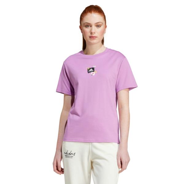 キュートでスポーティーなグラフィックをあしらった、楽しいTシャツ。■カラー：PP( IY3440 プリラブドパープル )■サイズ：S、M、L、O■素材：シングルジャージー■特長：気軽に散歩に出かけたり、友達とコーヒーを飲みに行ったりするとき...