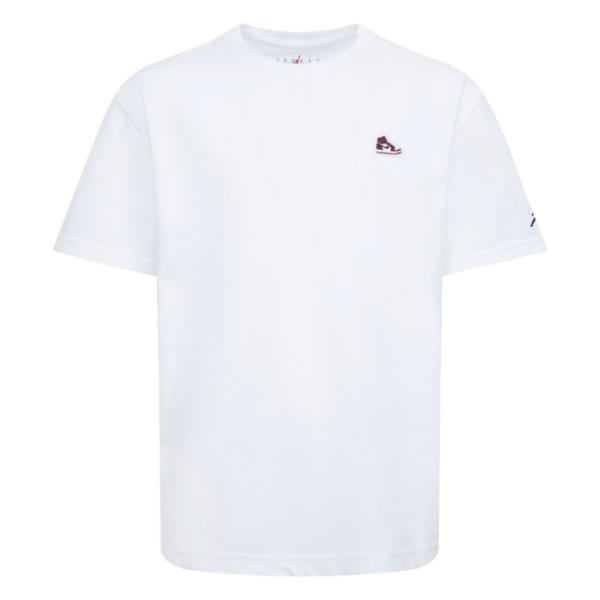 胸にシューズの刺しゅうがワンポイントで施されたTシャツ。ベーシックなシルエットとシンプルなモチーフデザインで、コーディネートに取り入れやすいのも魅力です。普段使いからスポーツなどのあらゆるシーンでも活躍してくれるスタイリングの頼れる味方です...