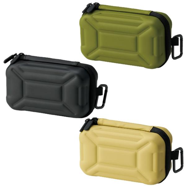 トラベル用品なども収納に便利なセミハードケース■カラー：カーキ、ブラック、ベージュ■サイズ(約cm)：W/18.5、L/11.5、H/7.5※製品によって仕上りサイズに多少の誤差がありますのでご了承下さいませ。■素材：EVAフォーム■原産国...