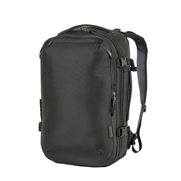 ■カラー：BK/010(Black)■サイズ(cm)：55cm×30cm×21cm※製品によって仕上りサイズに多少の誤差がありますのでご了承下さいませ。■重量：1470g■容量：40L■素材：840D TM OX(ナイロン100%)■テクノ...