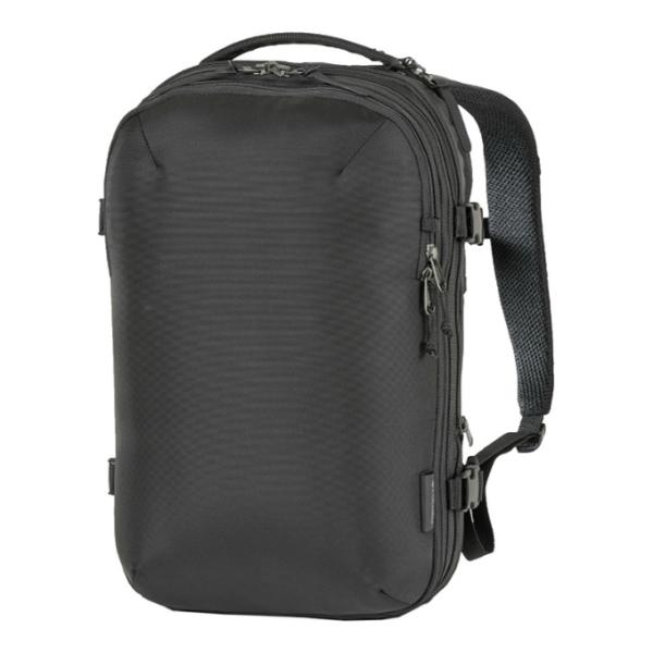 ■カラー：BK/010(Black)■サイズ(cm)：46cm×27cm×10-19cm※製品によって仕上りサイズに多少の誤差がありますのでご了承下さいませ。■重量：1030g■容量：20L - 28L■素材：840D TM OX(ナイロン...