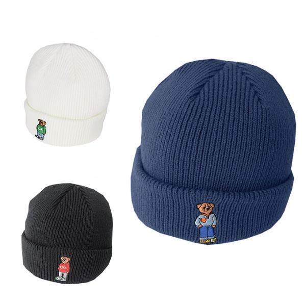 クマの刺繍がアクセントになったニット帽。シンプルなデザイン且つベーシックなカラーで使い勝手◎ボディのカラーによって異なるクマのコーディネートにも注目です。肉厚なニット生地でしっかり防寒することができるので、スキーやスノーボードなどウィンター...