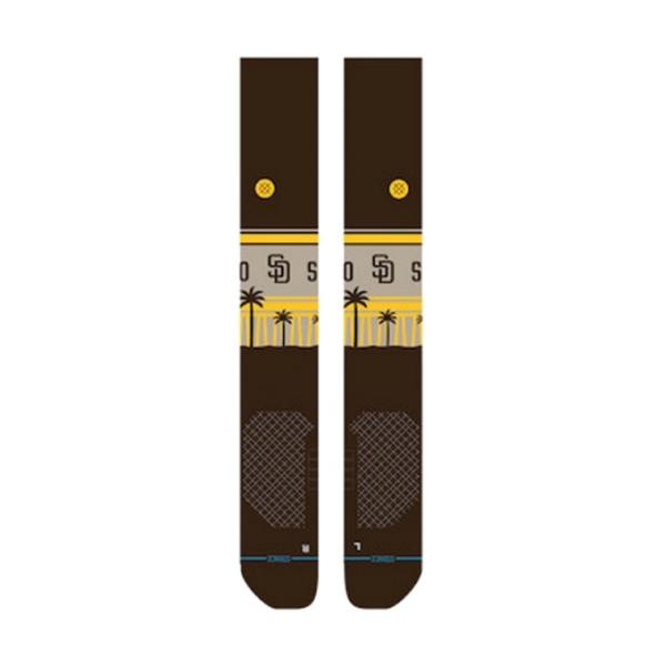 アメリカ合衆国カリフォルニア州サンディエゴにあるペトコ・パークに本拠地を構える大リーグ　サンディエゴ・パドレスのチームソックス。スタンス独自の『フレッシュテック（FEEL360）テクノロジー』搭載モデル。耐久性に優れているだけでなく、におい...