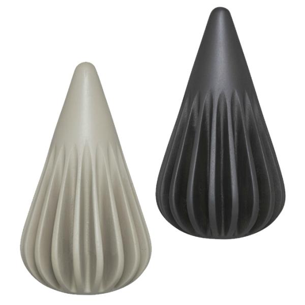 足裏から頭のツボまで、狙った部位をピンポイントでツボ押し。弾力のある素材で、強さの加減をしやすいのが特長です。本体を握ると、縦の溝が手のひらを刺激。握っているだけでリラックス感を楽しめます。■カラー：ブラック、モカ■サイズ：高さ/15、幅/...