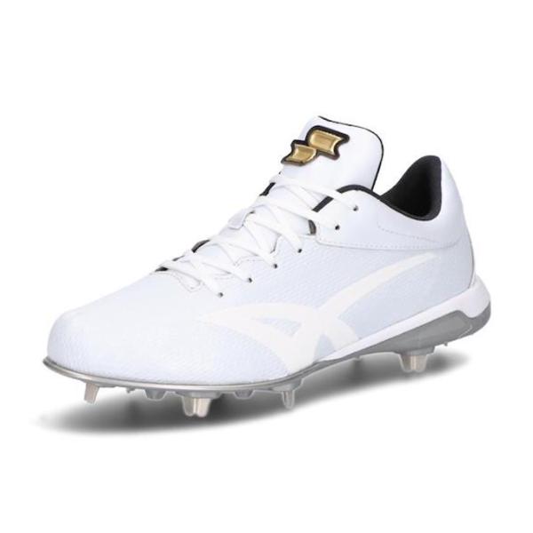 グリップ力と安定感を兼ね備えたトライテックソール。地面に食い込む金具と安定感のブロックで一歩目が変わる。従来のデザインパターンを継承しながらもアッパーＴ裏側に新素材を採用しフィット感が向上。高校生に人気のトップモデル。■カラー：1010■サ...