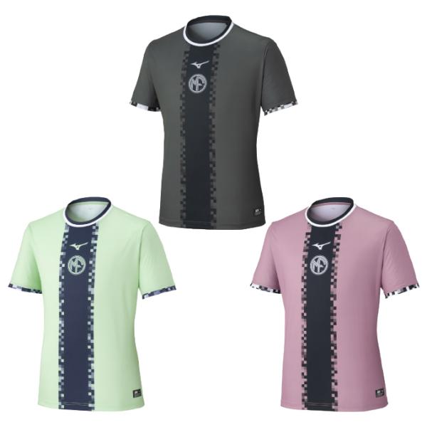 クラシカルなユニフォームを意識したデザイン。レトロな雰囲気とデジタル調のアクセントが混ざり合い、ニュアンスカラーでまとめ上げた。胸回りにゆとりを持たせながら、後丈とのバランスを取った、ライフスタイルシーンにフィットするリラックスシルエット。...