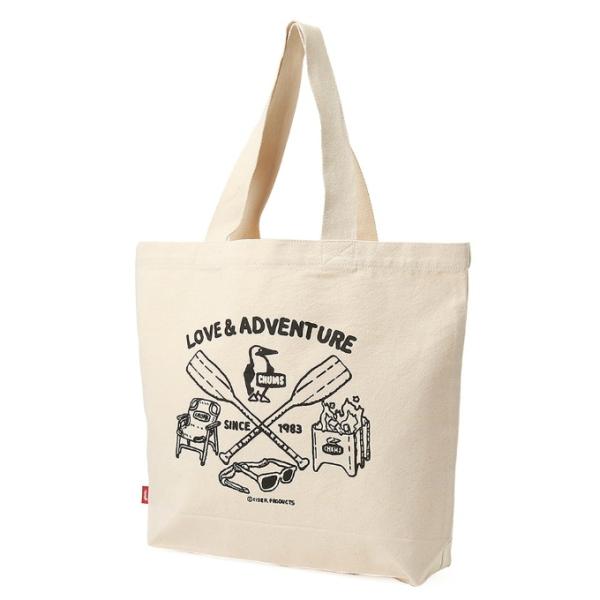 【アーティストコラボ】かせきさいだぁ氏のデザインを施したキャンバストートバッグかせきさいだぁ氏のデザインを施したキャンバストートバッグ。CHUMS起源のラフティングとリテイナーを中心に、キャンプギアまで展開を拡大しているブランドとしての軌跡...