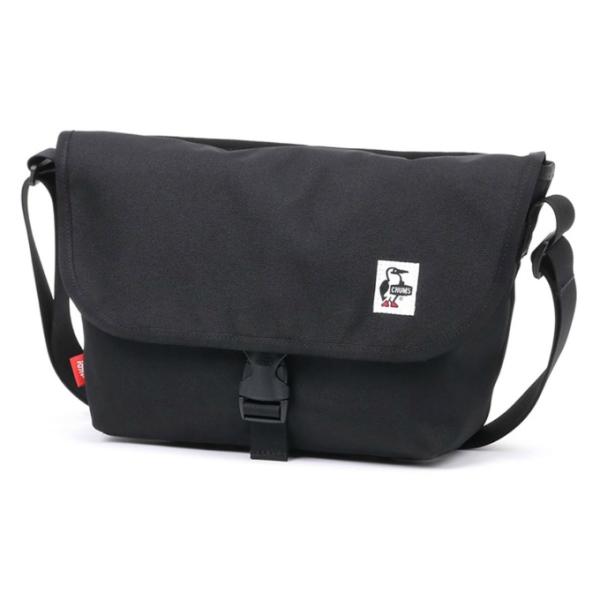 必要なものがしっかり収まる、体にフィットして動きやすいミニメッセンジャーバッグ■カラー：BLACK■サイズ：H 21 X W 25 X D 11cm※製品によって仕上りサイズに多少の誤差がありますのでご了承下さいませ。■素材：RENU Re...