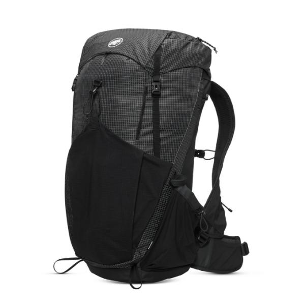 ■カラー：BK/0001 ( 0001 black )■容量：32L■原産国：ベトナム■特長：長距離トレイルでも荷物を簡単に出し入れできる、心地よい軽さのバックパック。改良型の背面通気システムは、風通しを最大にする構造と接触感を抑えた背面パ...