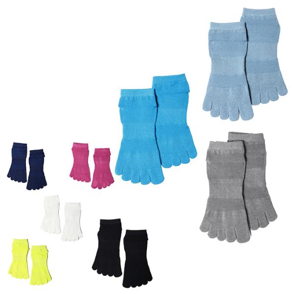 5本指ソックスは、指の1本1本に力をいれることができるため、指で地面を安定してつかむように走ることができます。また指の間もソックスに触れるため、汗のケアができ、足がムレにくくなります。フィット性の高いランニングシューズに最適な薄手のデザイン...