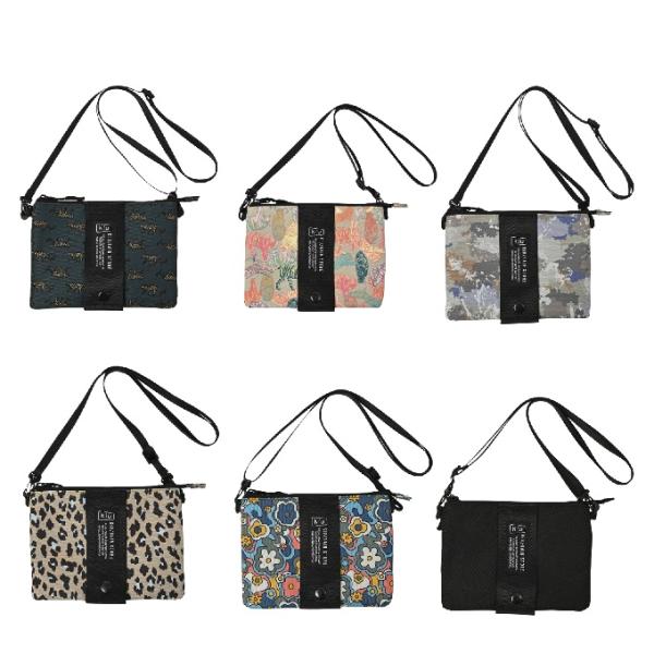 【ベストセラー商品がリニューアル！さらに便利になった新サイズ】大人気のベストセラー商品がリニューアル！一回り大きくなり、スマホなども収納できるサイズ感に進化しました。好評だったデザインと仕様はそのままに、使いやすさをさらに追求した新しいアイ...