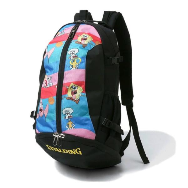 スポンジ・ボブと仲間たちがカラフルなウェーブに乗ったポップなパターンのシリーズ。■カラー：ピンク■素材：ポリエステル■容量：32L■特徴：・バスケットプレイヤーのために開発されたバッグ。・ボール、シューズ、アパレルなど、バスケに必要な装備を...