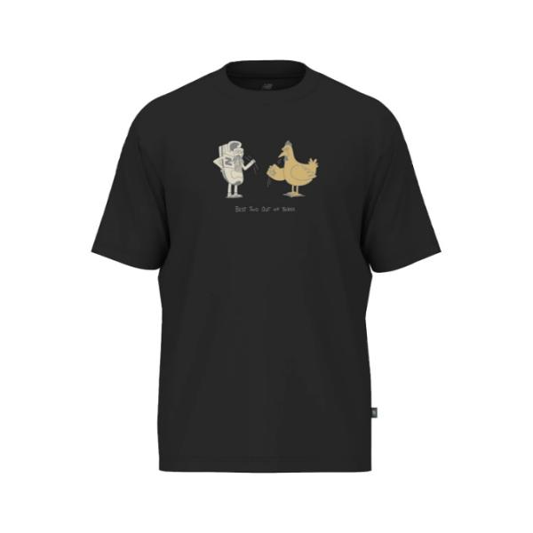 グラフィックコレクション。160gのコットンショートスリーブTシャツ。ニューバランスの社名の由来となっている鳥の足の鳥と、シューズを擬人化したNewbieをアイコニックしたグラフィックTシャツ。■カラー：BK(ブラック)■サイズ：M、L、X...