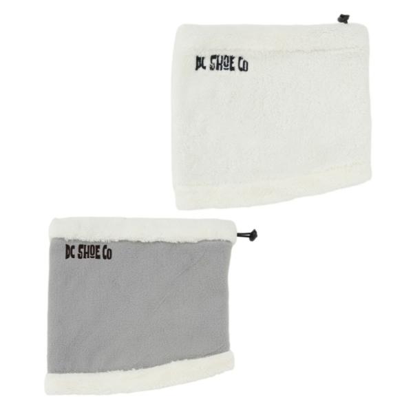 表地にボア、裏地にフリースを使用したリバーシブルのネックゲイター。フロントには手書き風のポップなロゴ刺繍をデザイン。冷気の侵入を防ぐラウンドヘムと、首回りの着用感を調整できるドローコードが防寒性を高めます。柔らかな肌触りで付け心地も抜群。ス...