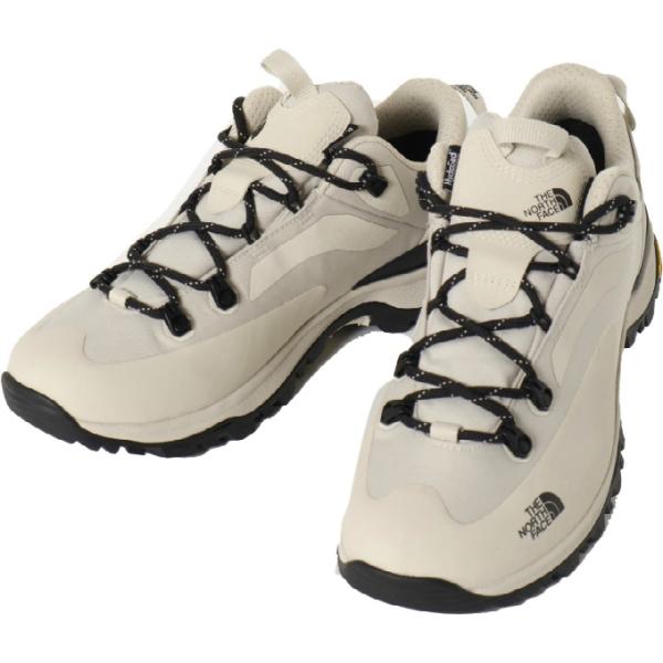 ■カラー：FF(フォッシルアイボリー×フォッシルアイボリー)■サイズ：25.5cm〜28.5cm■FabricアッパーHydroSeal 防水透湿メンブレン、CORDURA ECOファブリック、ラバーマッドガード、人工皮革、EVAカップソー...