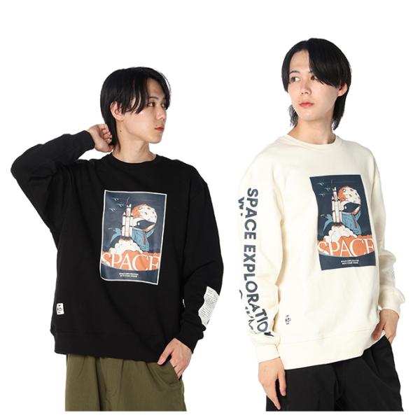 ブービーバード、宇宙へ発進！ワクワクが詰まったクルーネックスウェット■カラー：Black、White■サイズ：M/O（着丈/68cm、肩幅/53cm、身幅/62cm、裄丈/84.5cm、袖丈/58cm）L/O（着丈/70cm、肩幅/55cm...