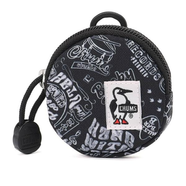 キーケースやイヤホンなどの小物入れとしても◎、丸いフォルムがかわいいミニコインケース■カラー：LIVE HOUSE■サイズ：H 7 X W 7 X D 1.5cm※製品によって仕上りサイズに多少の誤差がありますのでご了承下さいませ。■素材：...