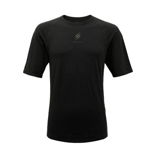 服で回復着るだけで血行促進。仕事や運動による疲労回復をサポートするリカバリーウェアです。仕事中のインナーに！休息中の部屋着に！頑張る体を毎日リカバリー遠赤外線の輻射作用による疲労回復メカニズム1.肌が遠赤外線を放出。2.富士山御厨溶岩粉練込...