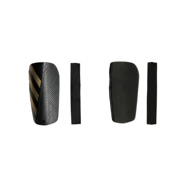 クラシックな名称を冠した、軽量タイプのシンガード。■カラー：BK/GD/WH(JV6750 ブラック/ゴールドメタリック/ホワイト)■サイズ：S、M、L■特長：・快適さと競技力を両立する、ティロシリーズの信頼をピッチで実感しよう。ソックスの...
