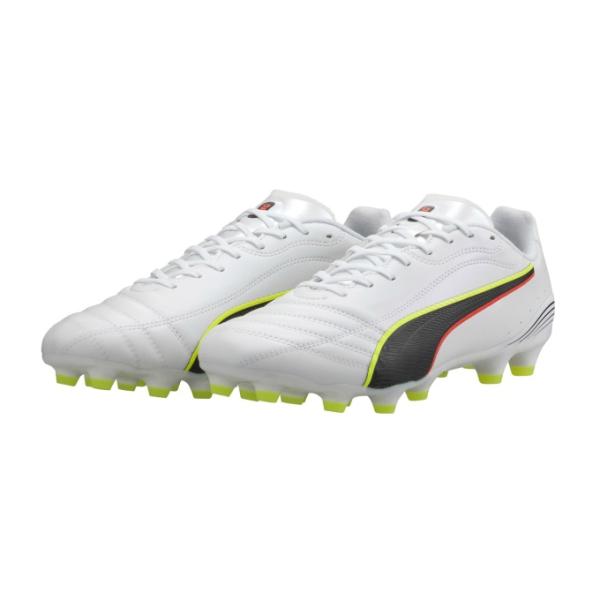 ■カラー：01(WH/BK PUMA White-Glowing Red-Yellow Alert)■サイズ：24.0〜28.0cm■素材：中敷き/100% テキスタイルアウトソール/100% 合成繊維アッパー/100% 合成繊維ライニング...