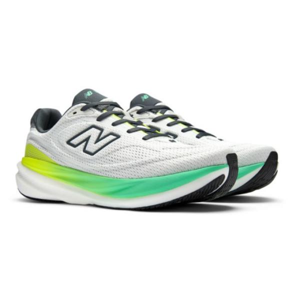 ■カラー：WHITE/MULT ( WHITE/MULTI )■サイズ：25.0-29.0cm■重量：261g■幅：2E■素材：アッパー/合成繊維アウトソール/ゴム底ミッドソール/合成底■特長：・モールド加工の輪郭ディテールが、質感と奥行き...