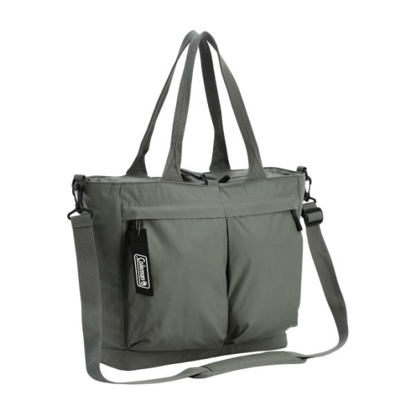 収納力に優れ、使い勝手抜群の2WAYトート■カラー：グレー■サイズ：横幅/約52cm、高さ/約35cm、奥行/約16cm※製品によって仕上りサイズに多少の誤差がありますのでご了承下さい。■容量：約24L■重量：約675g■素材：ナイロン■原...