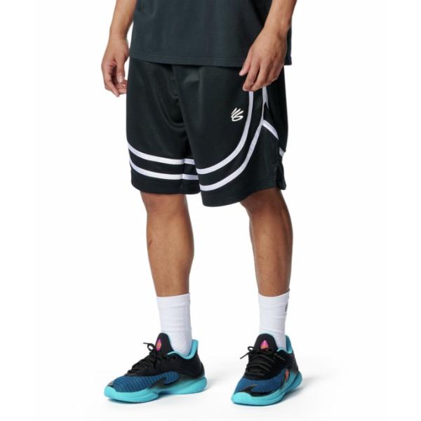 ■カラー：BLK/WHT ( 001 Black / White )■サイズ：M、L■素材：ポリエステル100%■特長：・汗を素早く吸収、外部へ発散し、アスリートの身体を常にドライに保つ・両サイドにファスナー付きポケット・外側にドローコード...