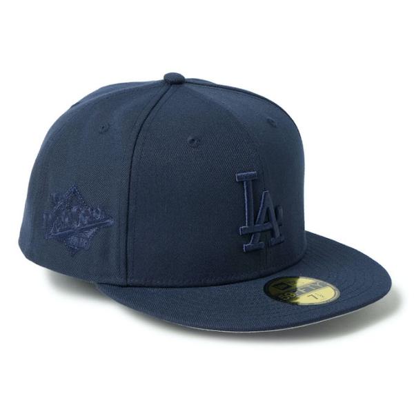 同系色でまとめたロゴが上品に馴染む、クラシックテイストのMLBカラーカスタム。■カラー：ブラック■サイズ：7 1/2、7 3/8、7 5/8■素材：ポリエステル■特徴：・ロゴをボディと同系色で仕上げた、落ち着きのあるデザインが特徴。・［59...