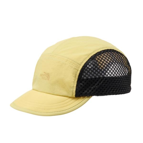 スタイリッシュなデザインで日常のランニングシーンを盛り上げる、機能的なキャップです。素材は、環境配慮のリサイクルナイロンを使用した軽量生地を採用。サイドパネルはメッシュを配置することで、通気性を高めながら軽快な被り心地で仕上げています。カバ...