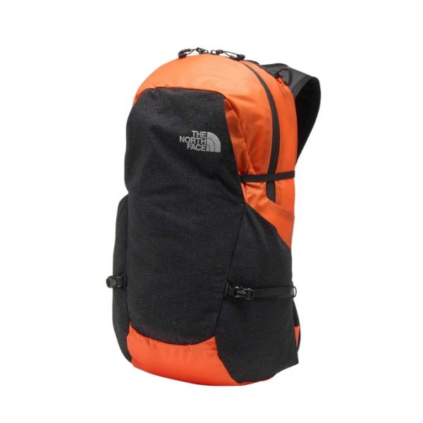 軽量で保水しにくく、夏山からスノーハイクまで活躍する拡張性を備えたデイパック■カラー：TO ( TNFオレンジ )■サイズ：H50×W27.5×D13.5cm※製品によって仕上りサイズに多少の誤差がありますのでご了承下さい。■容量：18L■...