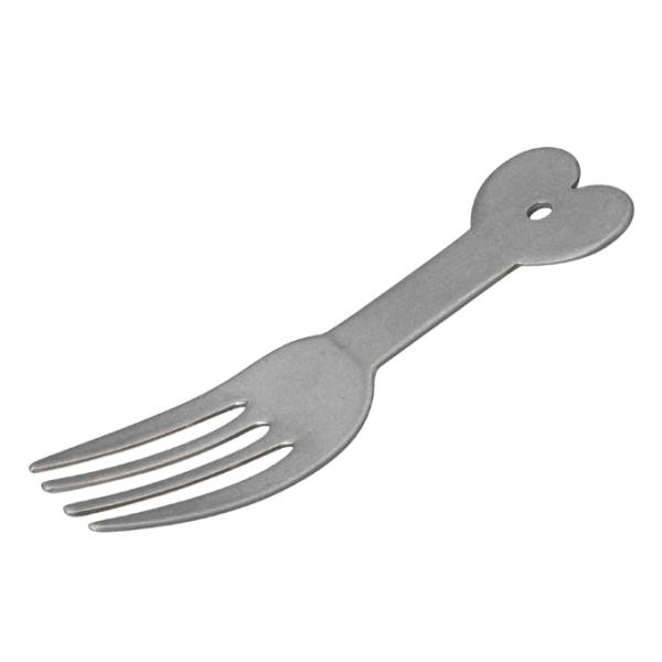 「Tim2 Fork」は、ロングセラーのコンパクトカトラリー「Tim2」シリーズに新たに加わったフォークタイプです。全長88mm、重量わずか8gという超軽量設計ながら、ヘッドサイズはレギュラーカトラリーと同等で、一度にしっかり掬える仕様。従...