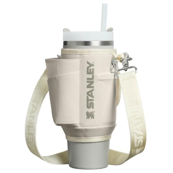 ■カラー：クリーム ( Cream )■サイズ：370 x 134 x 140 mm■容量：30oz ( 約0.89L )■重量：218g■素材：ステンレス■特徴：・100% リサイクルポリエステル・2ボタンのスナップ留め・スマホポケット・...